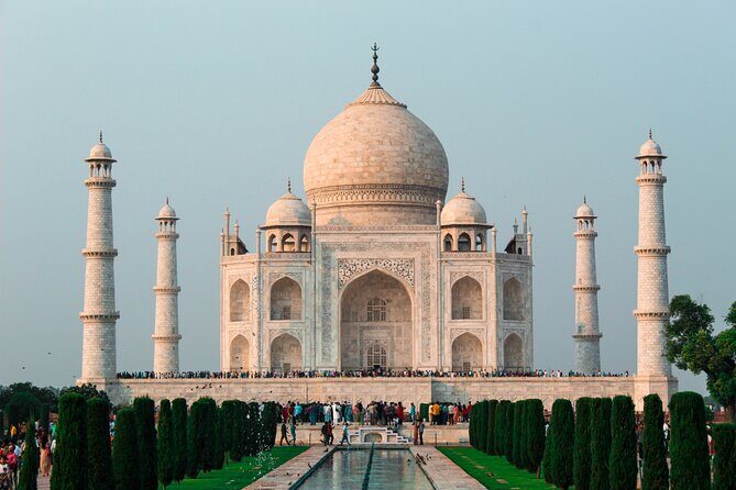 Premium day excursion to the city of romance - Agra - The Itinerary in Detail
