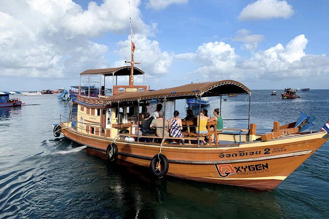 Premium Snorkel Tour to the Bays of Koh Tao onboard the Oxygen - Full Breakdown of the Itinerary