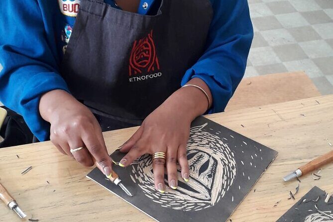 Print a work of art with a local artist for your home - Who Should Consider This Experience?