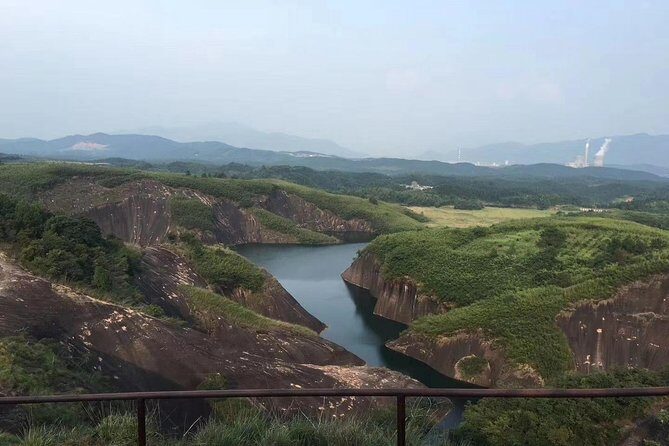 Private 2D Tour to Xiaodongjiang Lake & Gaoyiling Danxia from Guangzhou by Train - Who Will Love This Tour?
