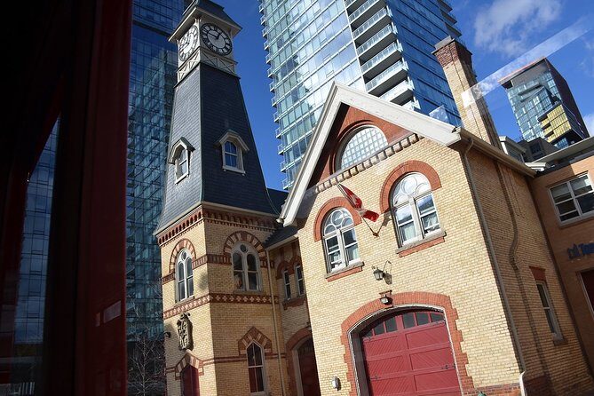 Private 4-hour City Tour of Toronto with driver and guide - Hotel pick up - Practical Insights for Travelers