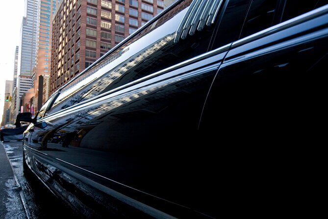 Private airport luxury arrival pickup from Teterboro Airport - The Sum Up