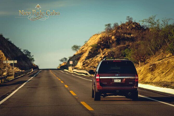 Private Airport Transfer to Cabo Zone 3 - How the Booking and Flight Monitoring Work
