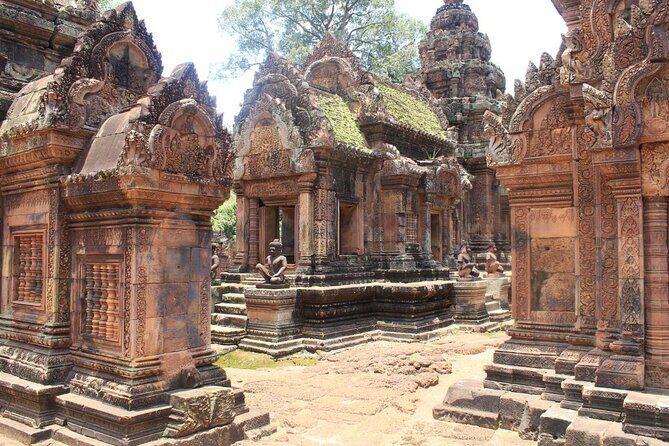Private Banteay Srei and 4 Temples Guided Tour - FAQ