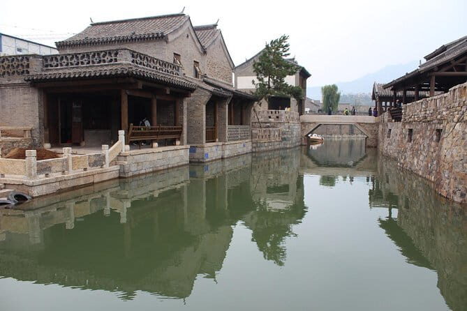 Private Beijing Gubei Water Town & Simatai Great Wall Afternoon & Night Tour - Transportation and Comfort