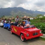 Private Borobudur Village Trip By Volkswagen Safari - Stop 2: Borobudur & Nglipoh Pottery Village