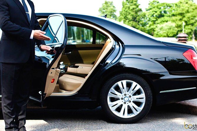 Private Boston Airport Transportation - One Way - Who Will Benefit Most from This Service?