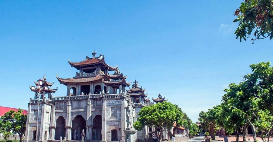 Private Car/Bus Renting Hanoi - Ninh Binh - Halong - Sapa... - What the Tour Includes and What to Consider