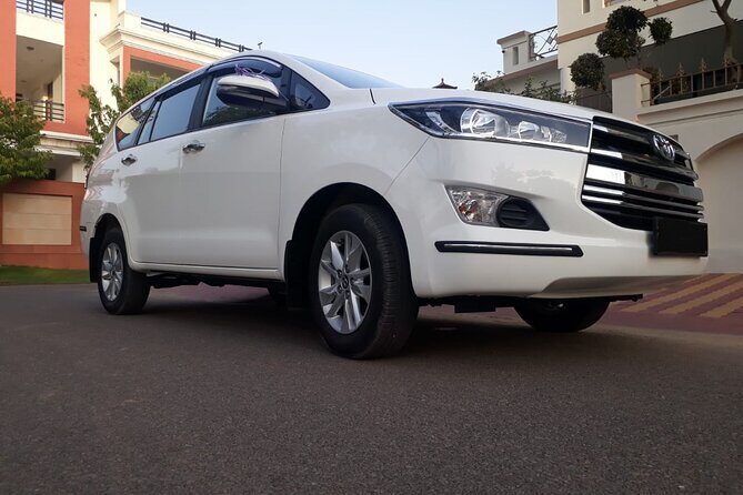 Private Car from Jaipur to Jodhpur - Who Should Consider This Service?