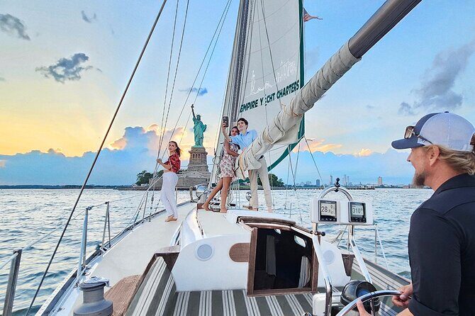 Private Classic Sailboat Tour in New York City - What Makes This Tour Stand Out?