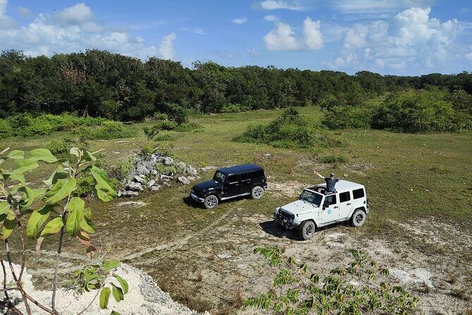 Private Cozumel Cave and Ruin Exploration Tour with Mexican Lunch - Beach Break at Playa Chen Rio