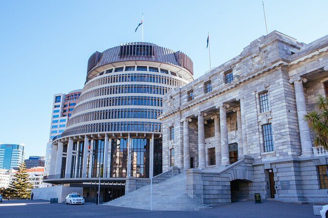 Private custom tour with a local guide Wellington - Dive Into Wellington’s Key Sights