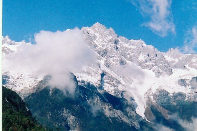 Private Day Tour Jade Dragon Snow Mountain and Baisha Village from Lijiang - What Travelers Are Saying