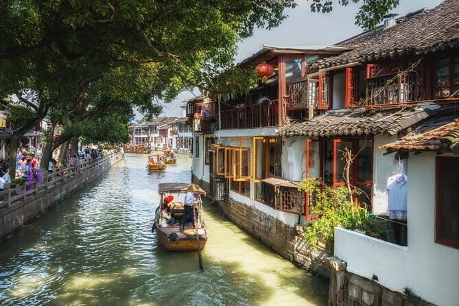 Private Day Tour Zhujiajiao Water Town and Shanghai City - The Itinerary in Detail: Making the Most of Your Day