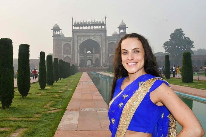 Private Day Trip to Taj Mahal Agra Fort and Baby Taj from Delhi - Exploring Agra Fort: A Fortified Jewel