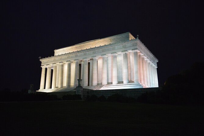 Private DC Monuments by Moonlight (Up to 12 Guests) - Value and Price Point