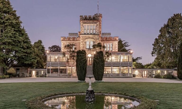 Private Dunedin City Highlights and Otago Peninsula Day Tour - What Makes This Tour Truly Valuable