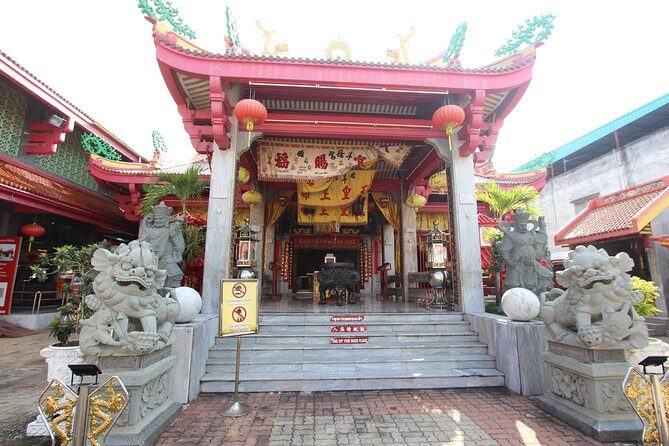 Private food Tour + Sightseeing +Thai Cooking class - What to Expect During the Tour