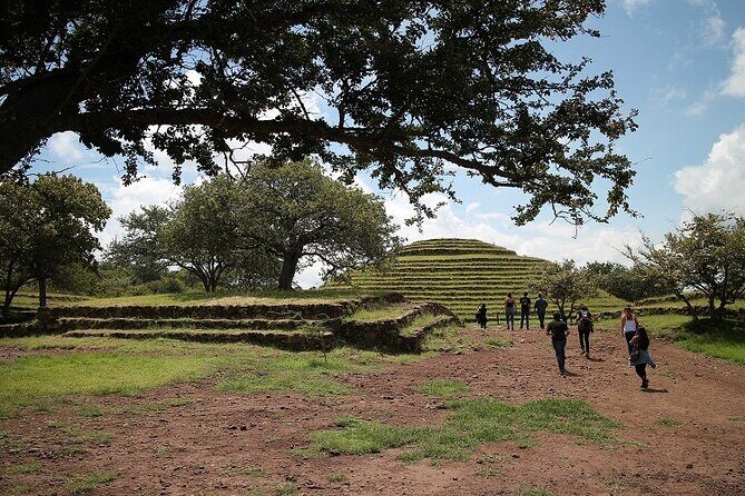 Private Full Day Tour in Guachimontones and Orendain Tequila - Authentic Experiences and Hidden Gems