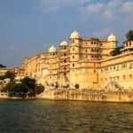 Private Full-Day Tour to Ranakpur and Kumbalgarh from Udaipur - Visiting Ranakpur Jain Temple: Art and Architecture in Abundance