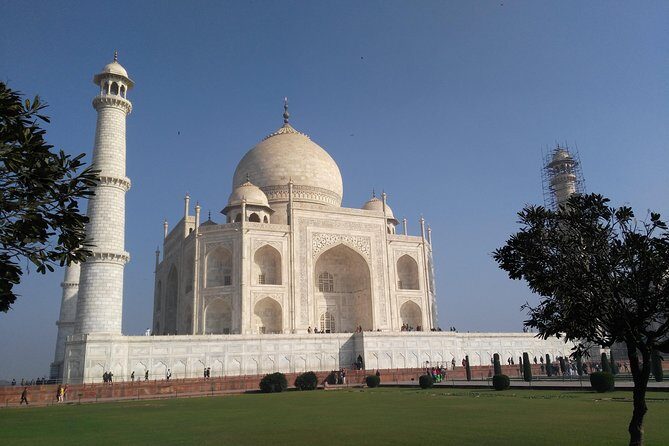 Private Guided Tour Tajmahal and Agra from New Delhi - Authentic Experiences Shared by Travelers