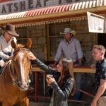 Private Helicopter Outback Pub Tour with Lunch - An In-Depth Look at the Experience
