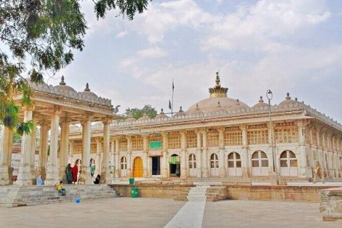 Private Heritage Tour Beyond the Walled City in Ahmedabad - A Closer Look at What You Can Expect
