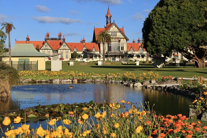 Private Hobbiton & Blue springs & Redwood forest from Auckland - Who Will Love This Tour?
