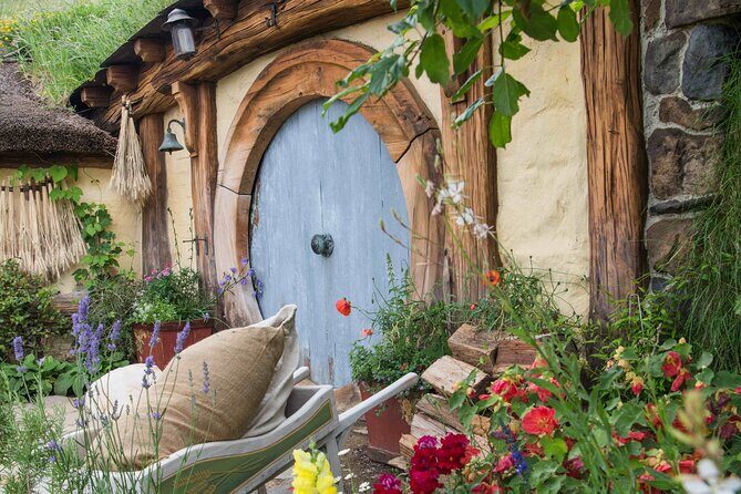 Private Journey to Middle-earth: Hobbiton Movie Set - Ex Auckland - The Itinerary Breakdown: What Makes Each Stop Special