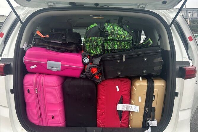 Private Large SUV Airport Transfers Wellington - Executive Travel - The Journey and Vehicles