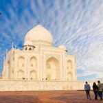 Private Local Agra Sightseeing Tour with Lunch & Entry Fee - Exploring the Itinerary in Detail