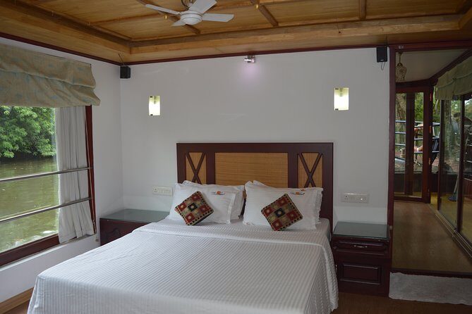 Private luxury Houseboat trip at Alleppy Backwaters. - The Itinerary in Detail