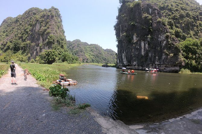 Private luxury - Mua Cave - Trang An - Bich Dong 1 Day From Hanoi - Practical Considerations and Value