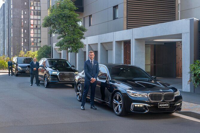 Private Luxury Transfer from Perth CBD to Perth Airport - Transportation and Comfort