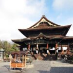 Private Nagano 1-Day Tour:Snow Monkeys,Zenko-ji,Obuse,Sake,Onsen - Authentic, Personalized, and Packed with Highlights