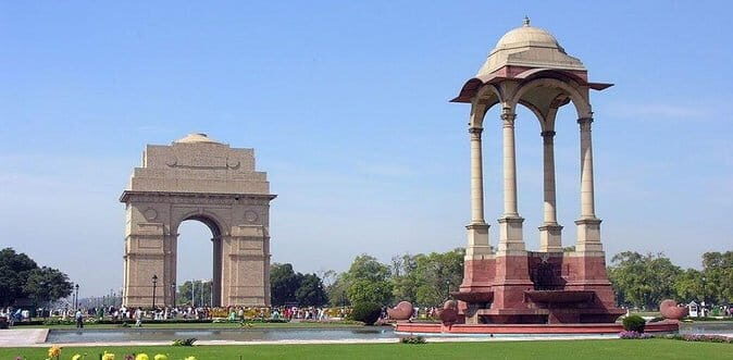 Private Old and New Delhi Tour - Best of Delhi in 8 Hours with Entrances - What This Tour Means for You
