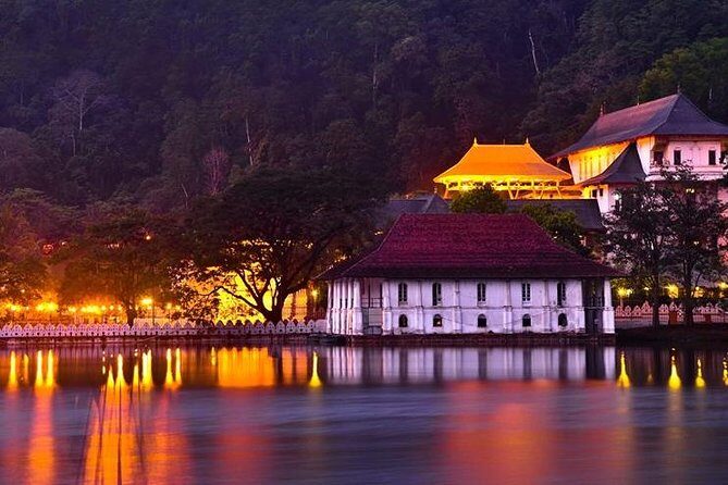 Private one-day tour to Kandy from Colombo or Negombo - Exploring the Itinerary in Detail