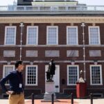 Private Philadelphia French/English Historical and Architectural Walking Tour - The Experience of a Private Guided Tour