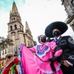 Private Photo Session in the City of Guadalajara - Authentic Experience and Photography Quality