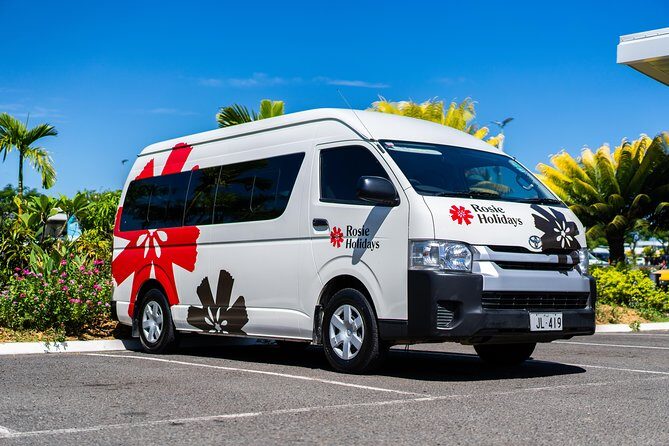 Private Premium Departure Transfer : Hotel to Nadi Airport - The Vehicle and Comfort Features