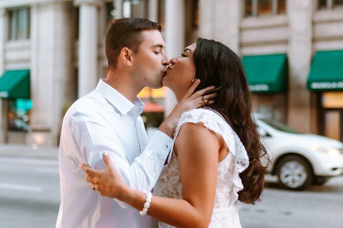 Private, Professionally Guided Photo Session in Cleveland - Exploring the Iconic Landmarks and Hidden Gems