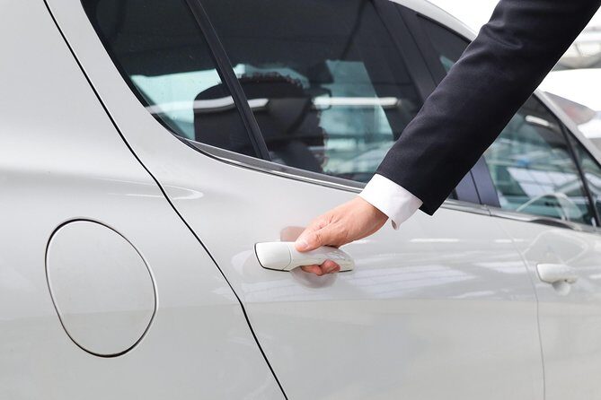 Private PVG Airport Arrival Transfer to Shanghai City Hotel or Residence - Why Choose a Private Transfer in Shanghai?