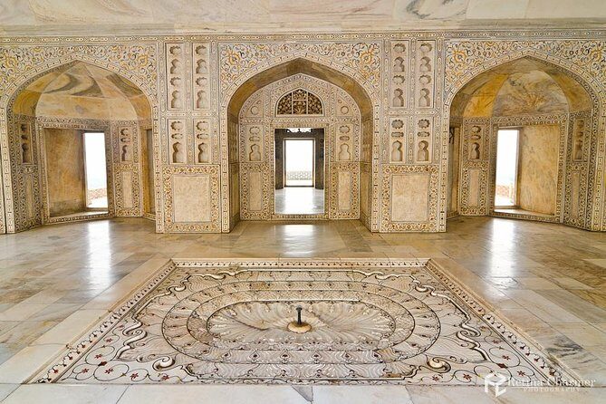 private Same day Taj mahal tour from Hydrabad - A Detailed Look at the Experience