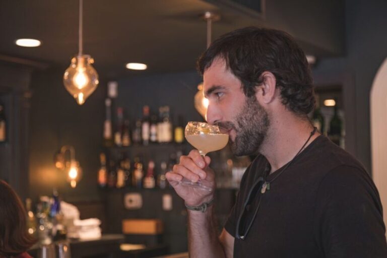 Private Seattle Tour: Craft Cocktails & Spirits Tasting - What You Get & What’s Not