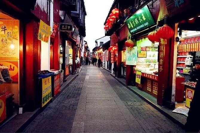 Private Shanghai Layover Tour to Qibao Ancient Town with Spa Option - Transport, Timing, and Practicalities