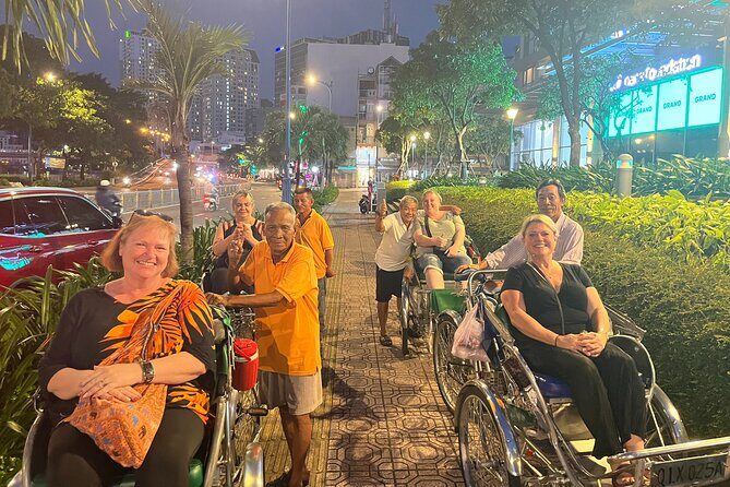Private Street Food Discovery by Cyclo at Night in Ho Chi Minh - Exploring Nguyen Thien Thuat Apartment Buildings