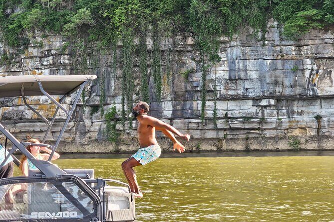 Private Sunset Cruise on the Tennessee River - Who Should Consider This Tour?