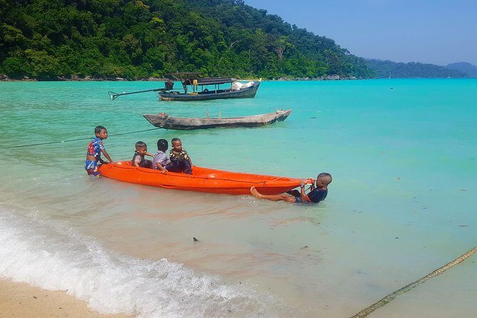 Private Surin Islands Longtail Boat Tour - Guides and Customer Service