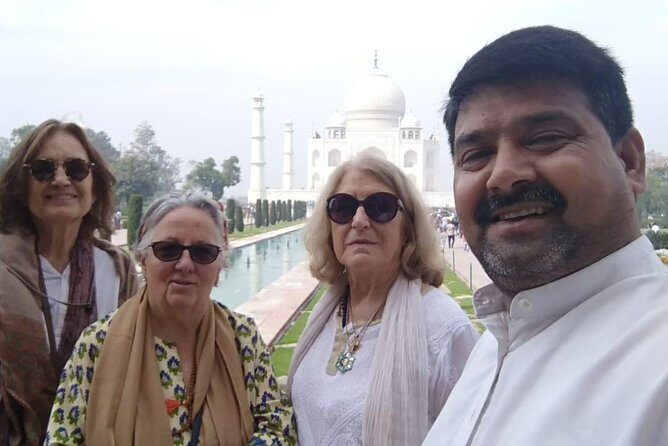 Private Taj Mahal, Agra Fort & Fatehpur Sikri Day Trip From Delhi - What the Reviews Say