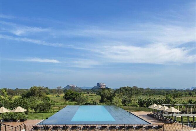Private Taxi from Sri Lanka Airport (BIA-CMB) to Sigiriya Hotels - A Closer Look at the Transfer Experience